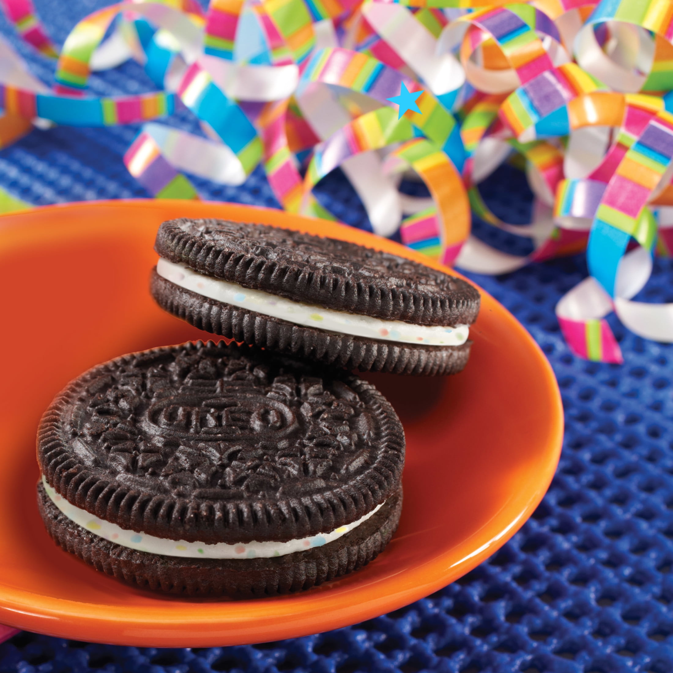 OREO Birthday Cake Chocolate Cookies 17 oz - Family Size | Amerikasepetim